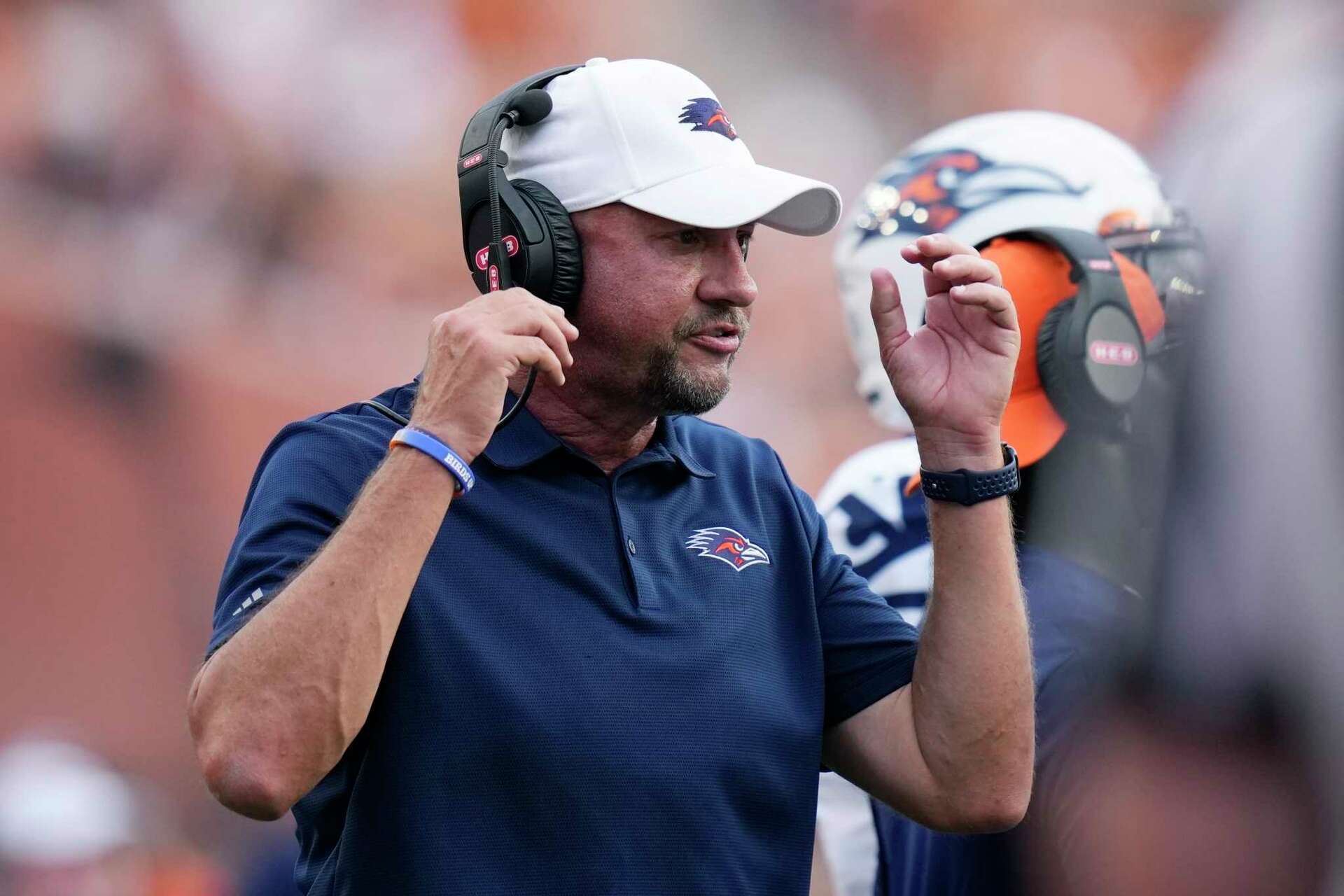 Even in blowout loss to Texas, UTSA finds signs of progress