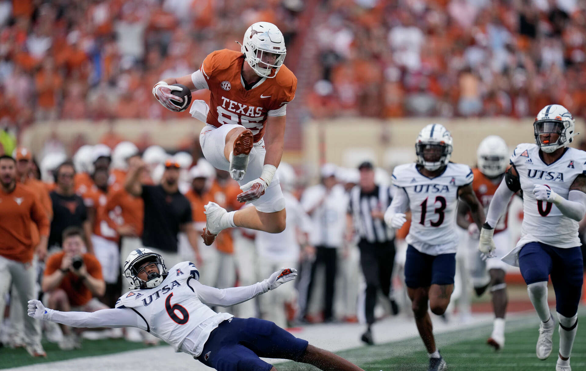 Texas Longhorns football: UT ranked No. 1 in AP poll