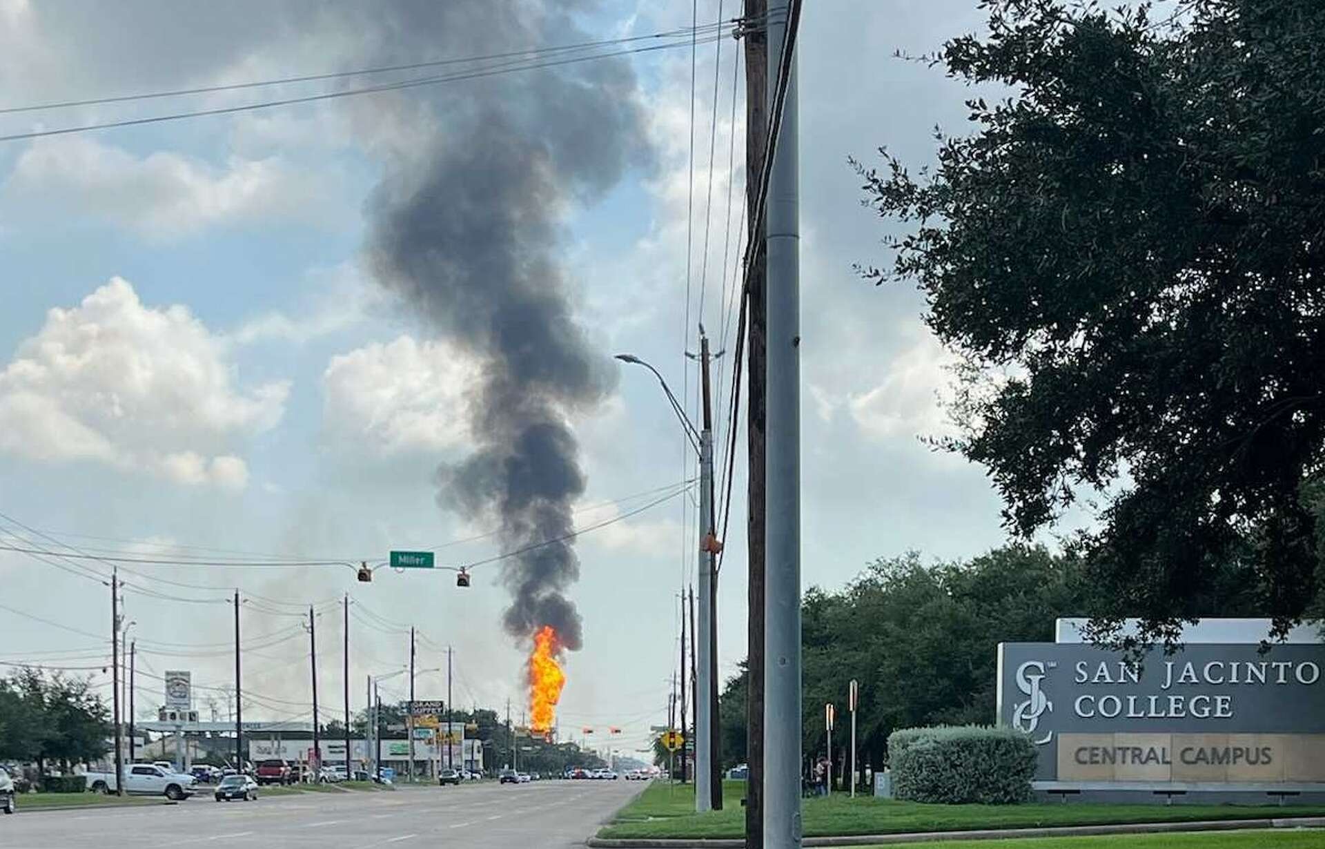 La Porte fire: Flames to continue into early Tuesday, Deer Park says