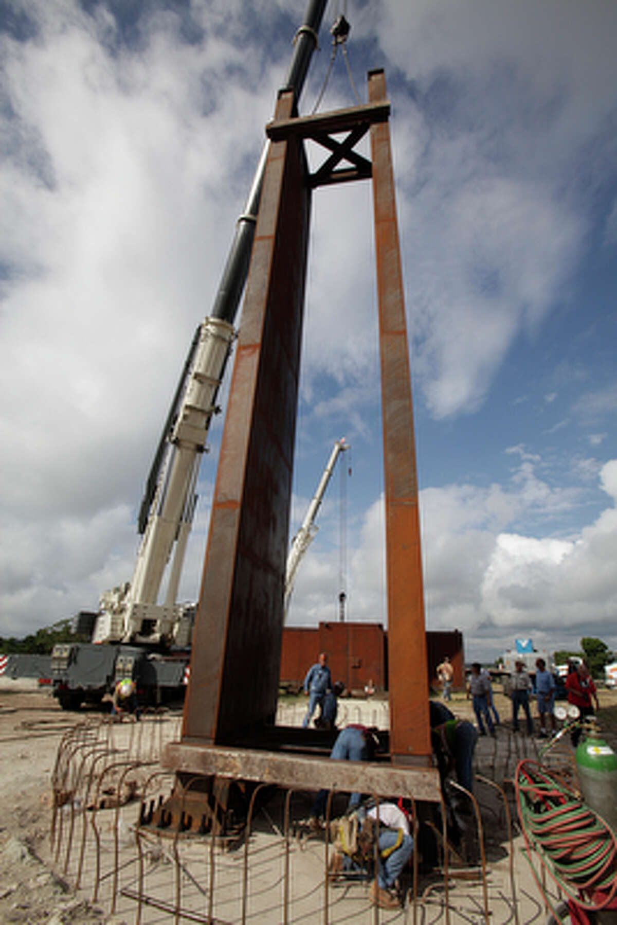 'Empty Cross' raised near Kerrville