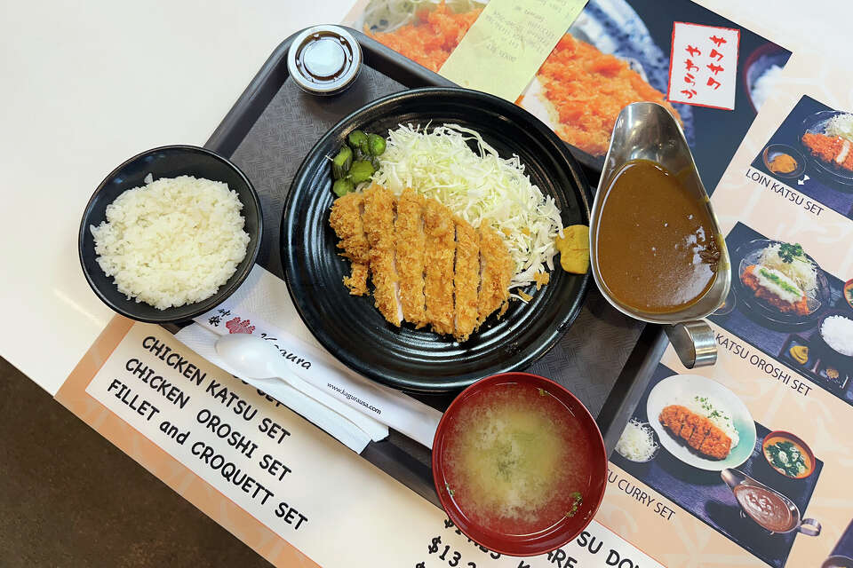 This well-stocked superstore is the largest Japanese market in Calif.