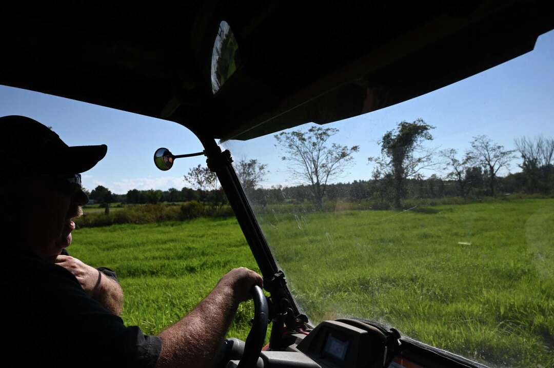 For another year, border crossings overwhelm New York's rural north