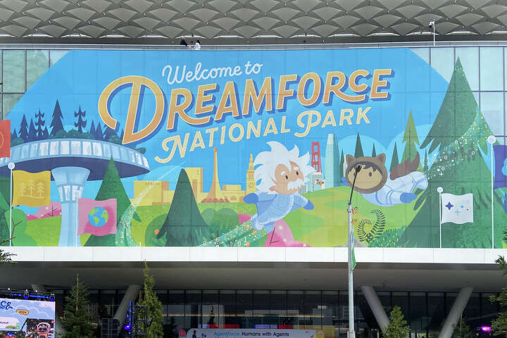 Dreamforce will be back in SF at least 3 more years, Benioff says