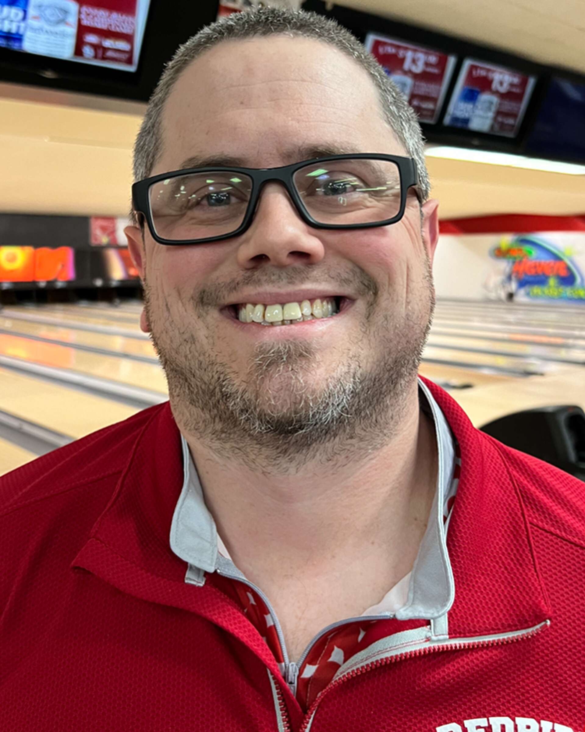 Alton boys bowling team excels under new coach Ray Lewis