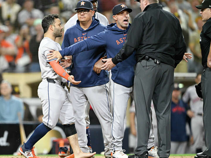 Photos show Jose Altuve get ejected for taking off his shoe