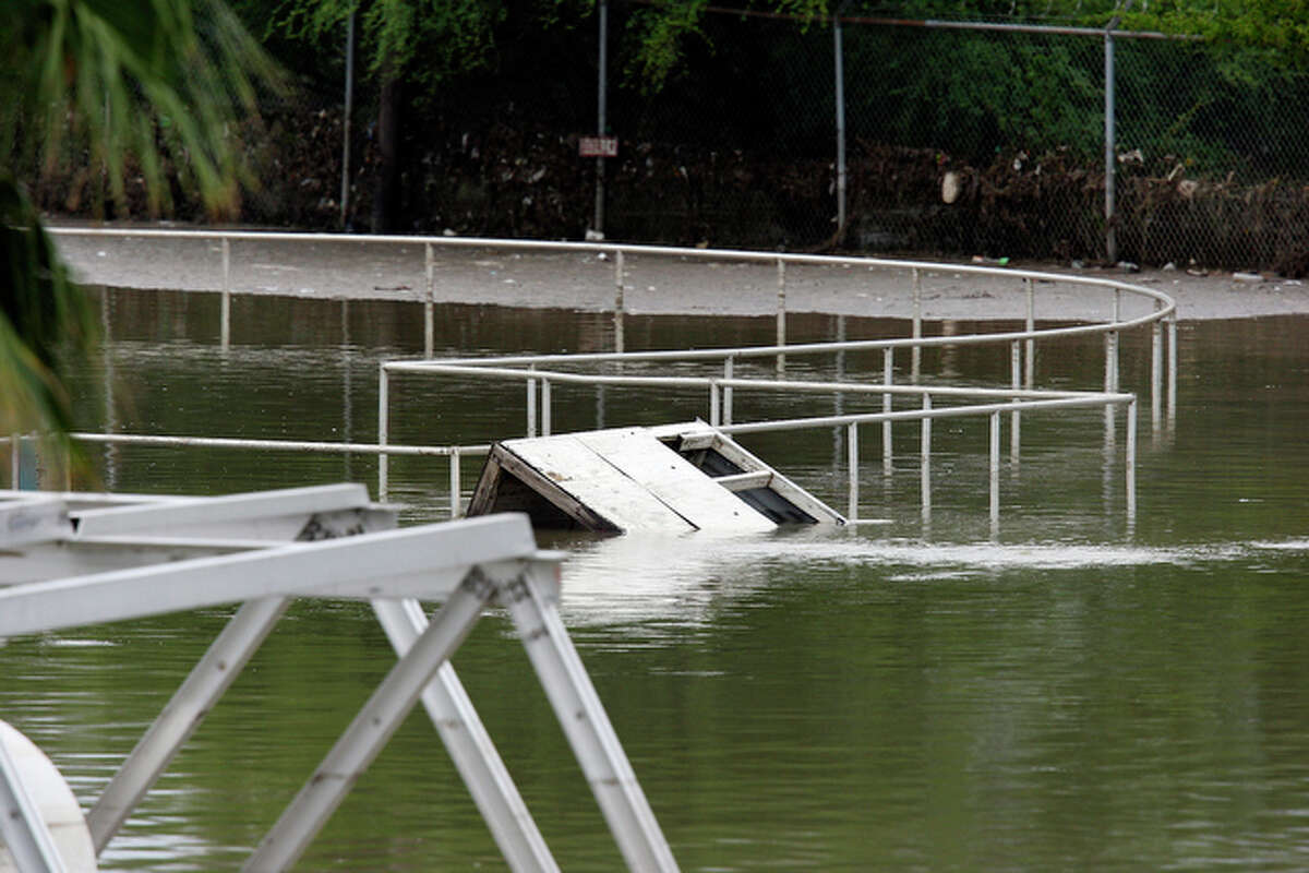 Laredo flooding continues