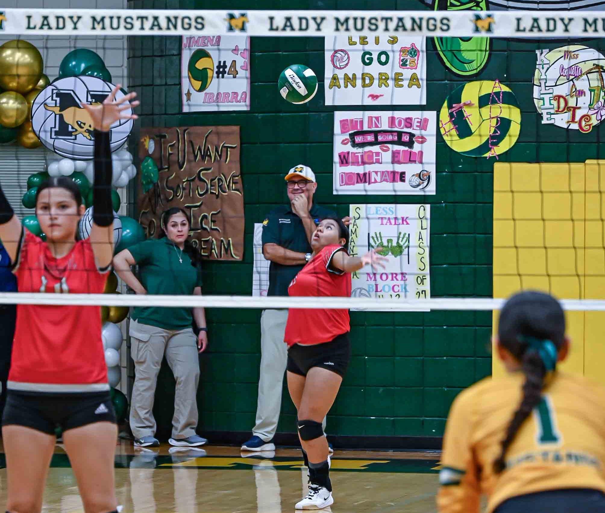 Camila Ontiveros shines bright for Martin in Laredo's oldest rivalry