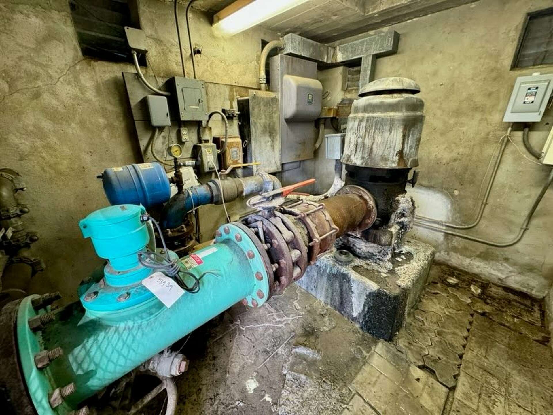 S.A. Zoo faces $55,000 fine for pumping too much water from aquifer