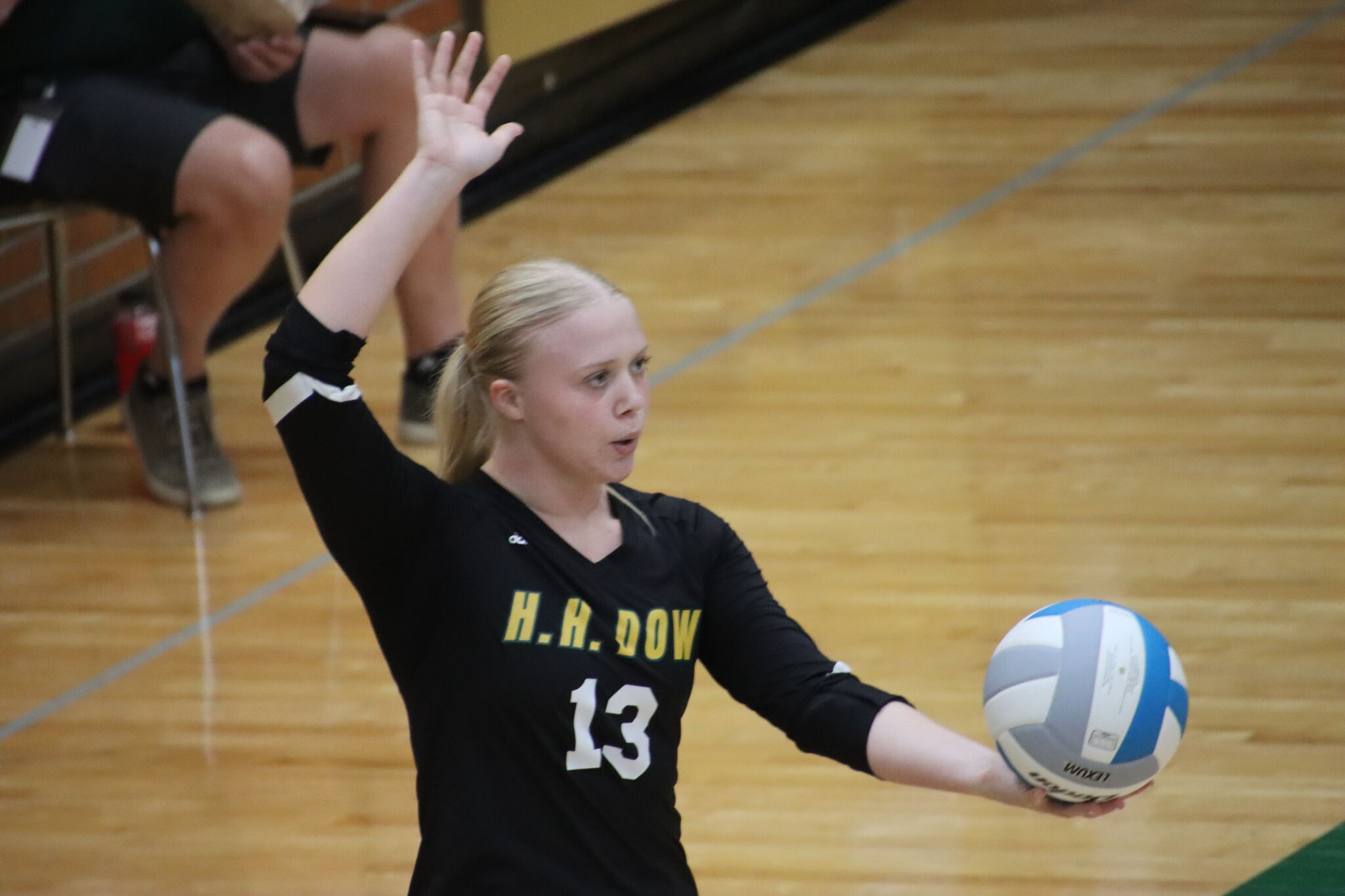 Chargers win, Chemics lose in volleyball