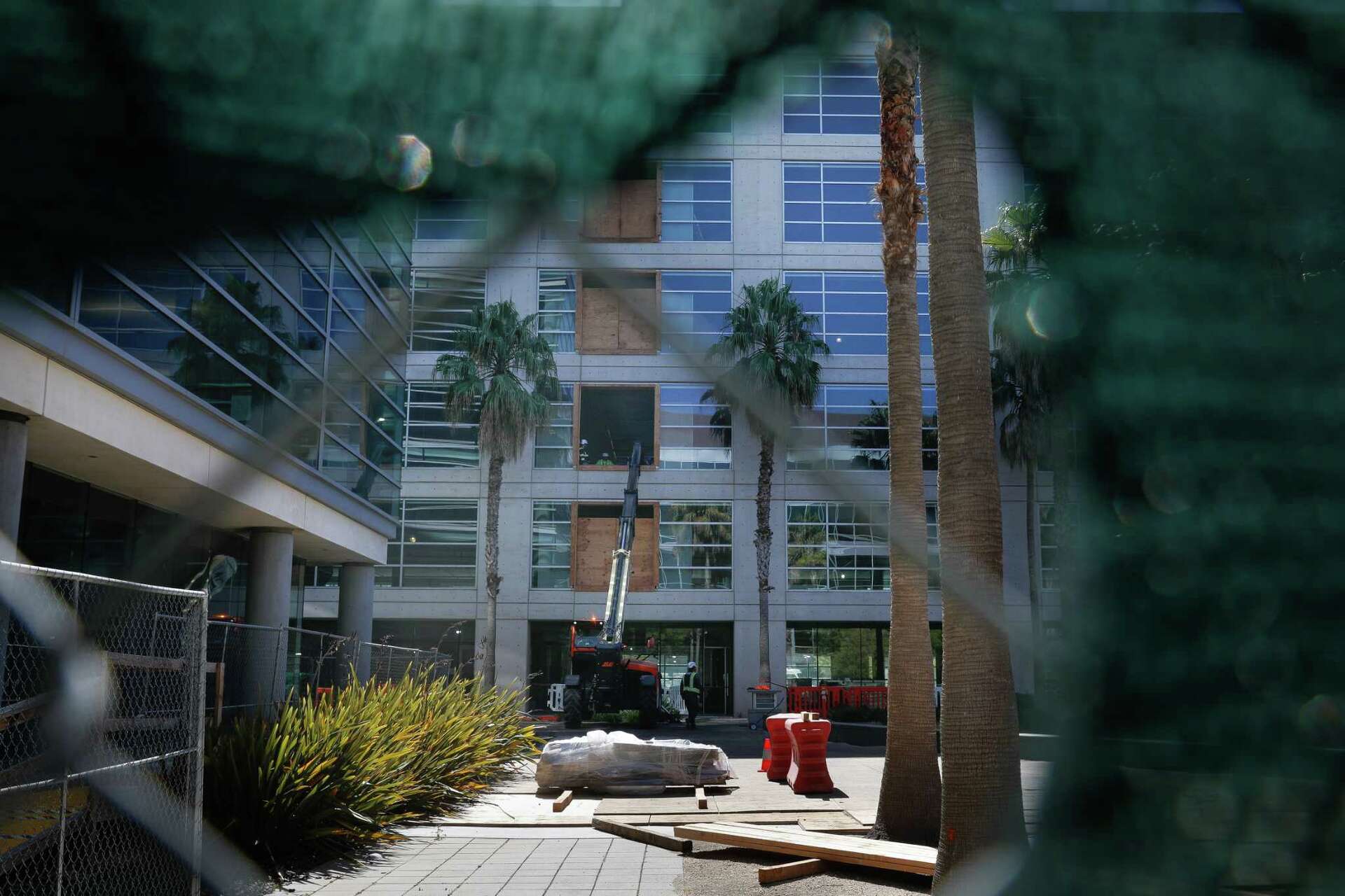 OpenAI expands SF campus, signs another huge office lease nearby