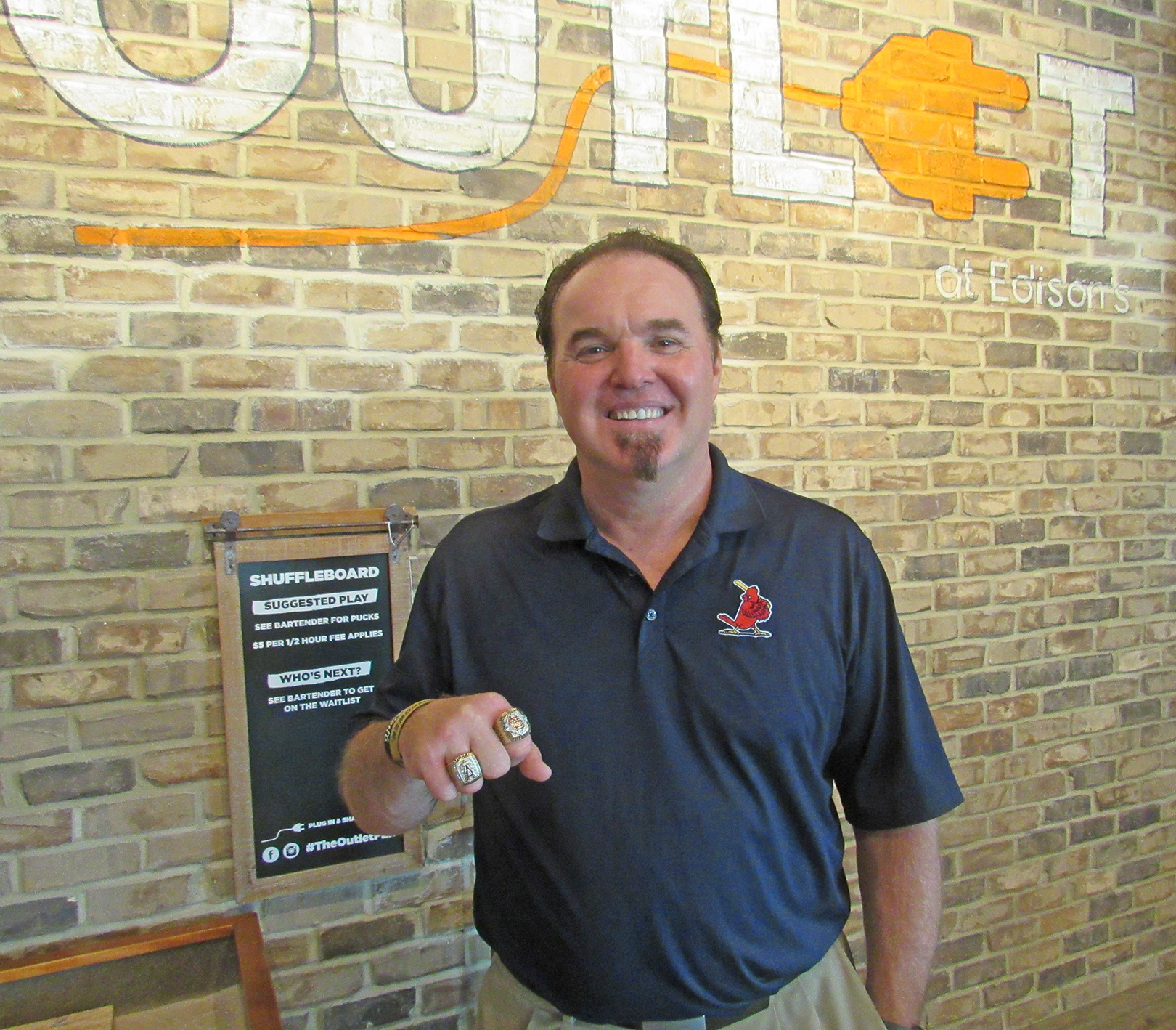 Ex-MLB player Scott Spiezio talks addiction in Edwardsville