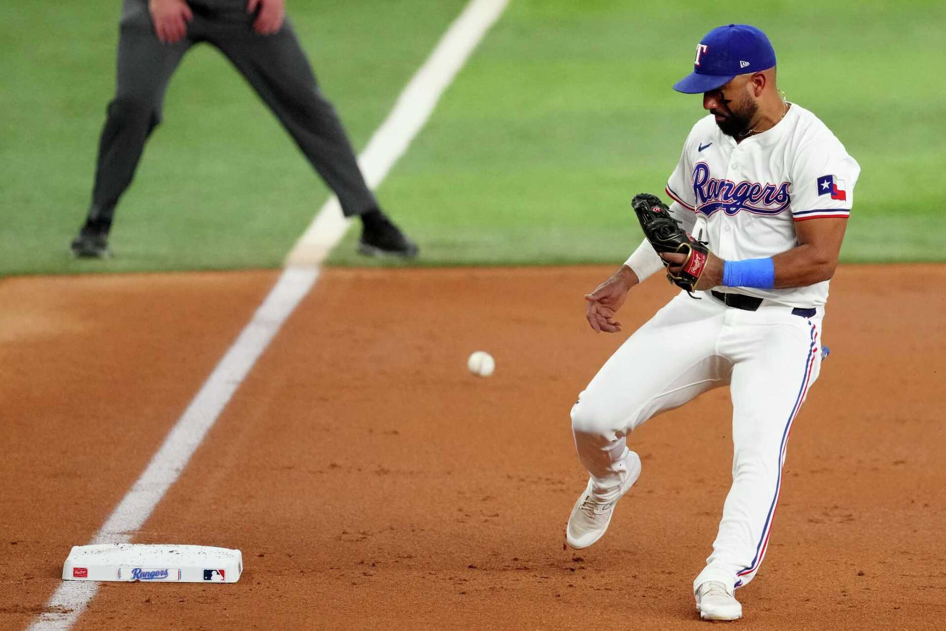 Defending World Series champion Texas Rangers won't make the playoffs