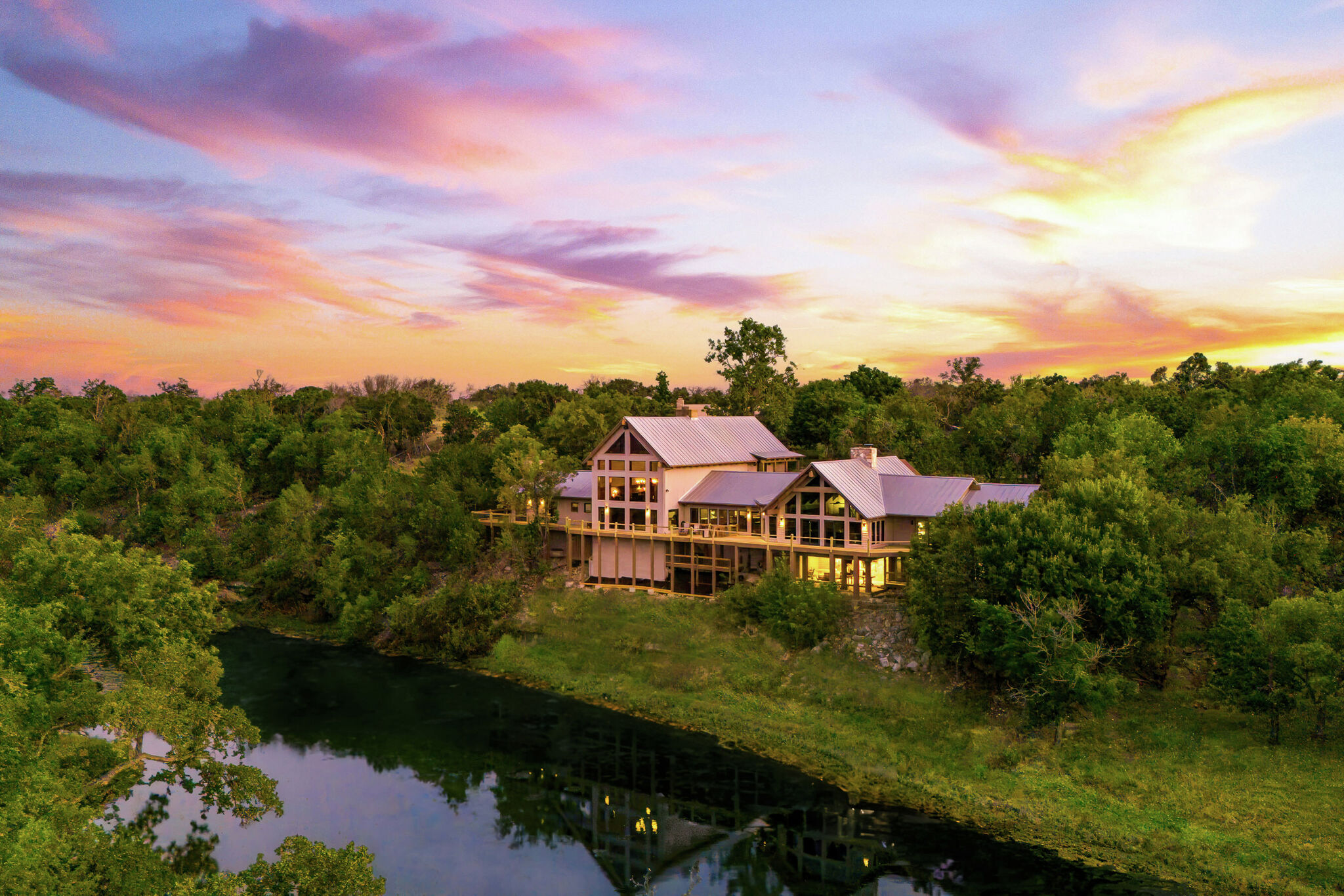 Two Hill Country ranch-style estates going to auction next week