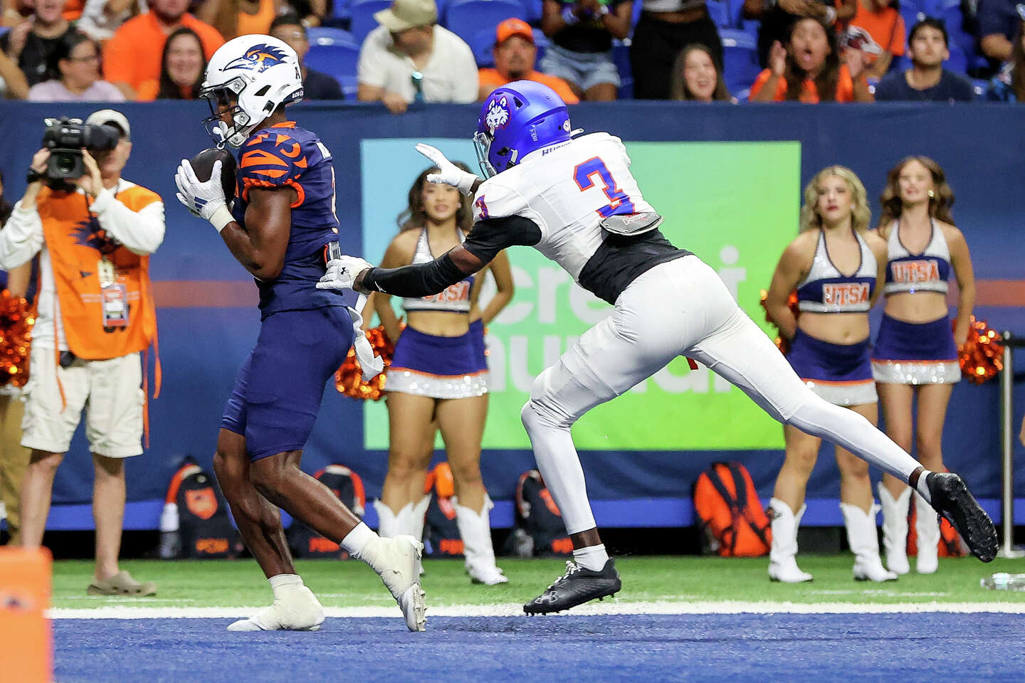 UTSA losing top receiver Devin McCuin to transfer portal