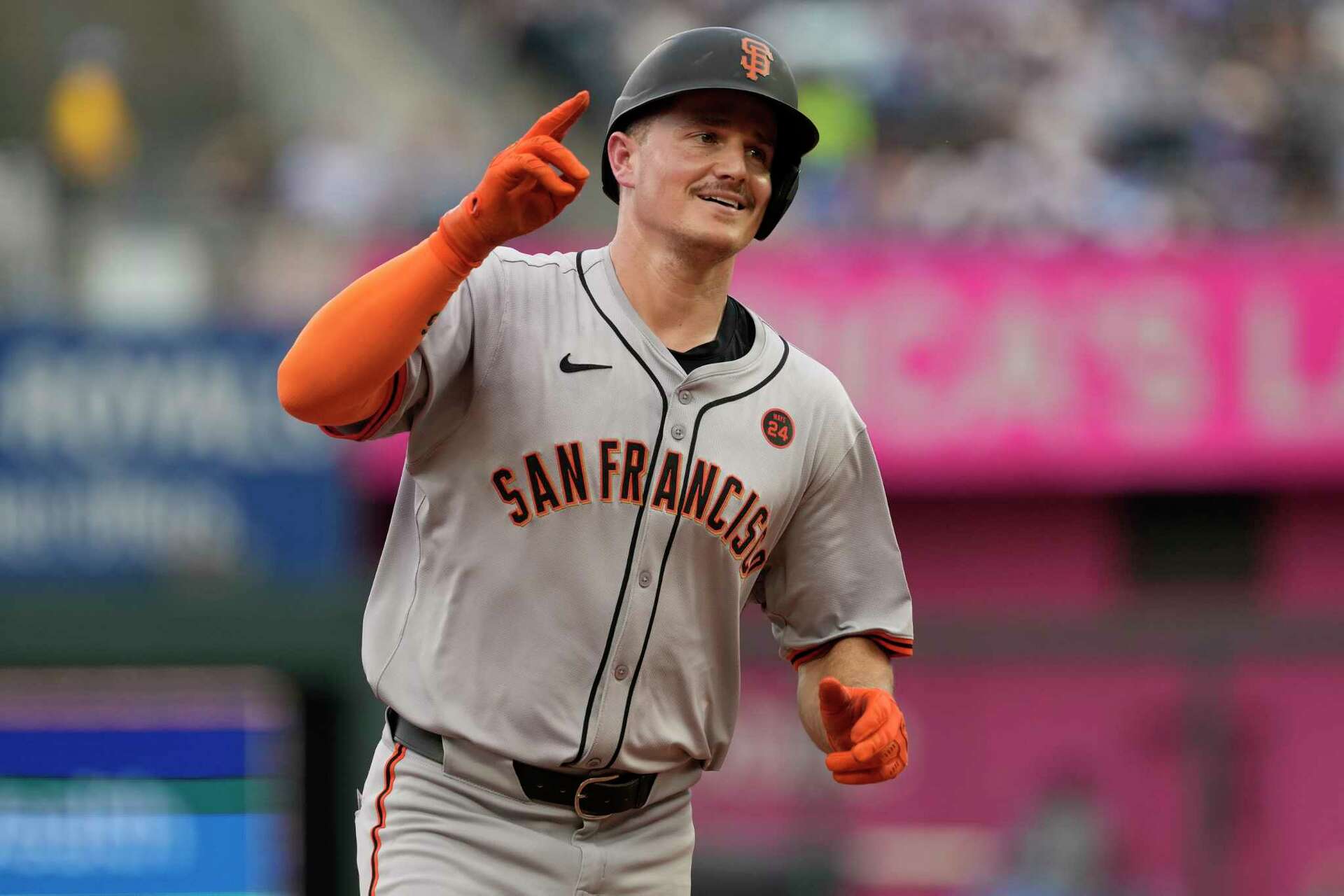 Matt Chapman’s ‘dad strength’ at full power with 2 HRs in Giants’ win