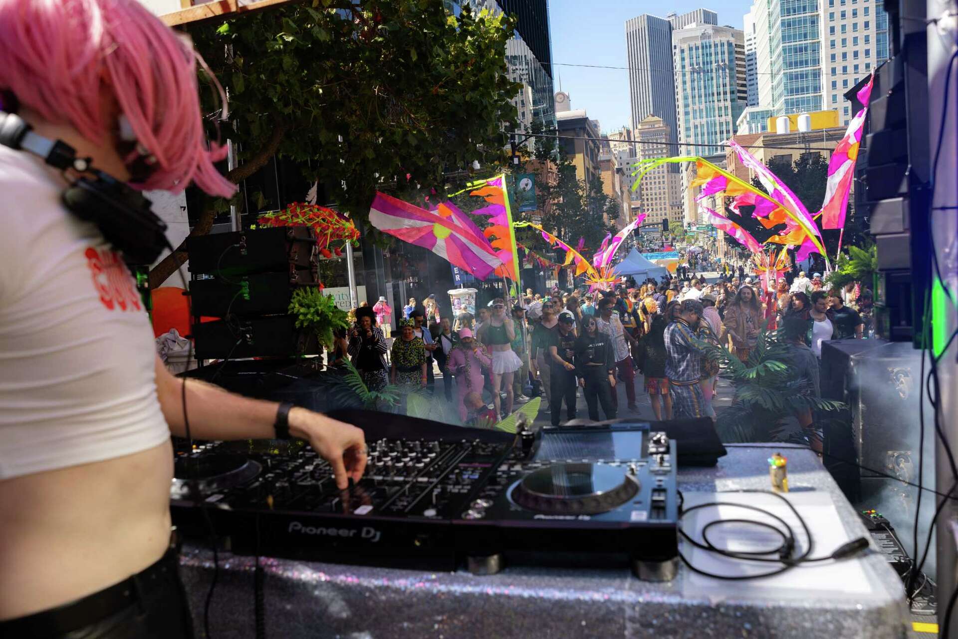 Photos: SF’s How Weird Street Faire makes up for lost time