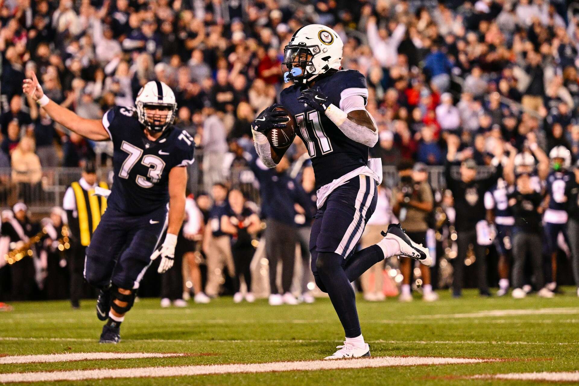 Nick Evers and UConn football dominate Florida Atlantic on Saturday.