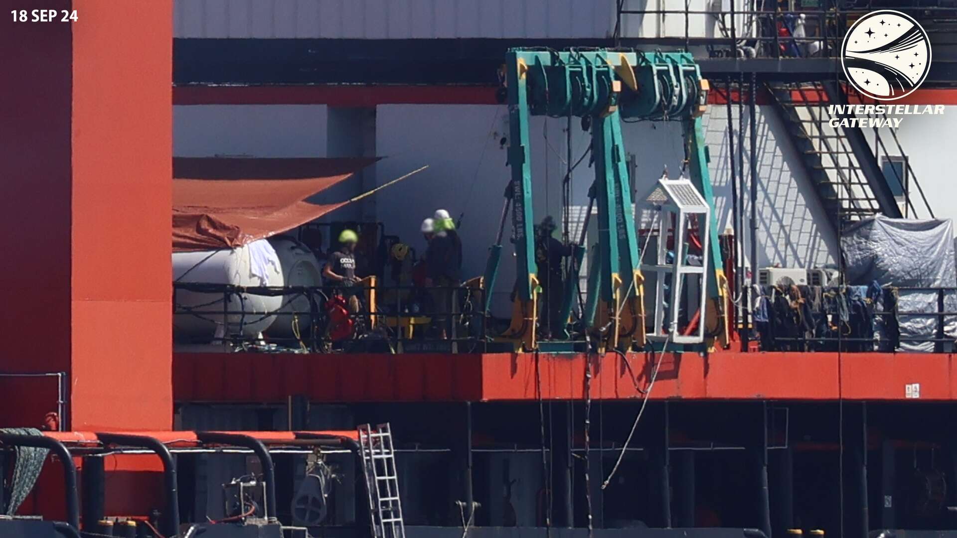 SpaceX was pulling sunken Starship booster from the Gulf off Starbase