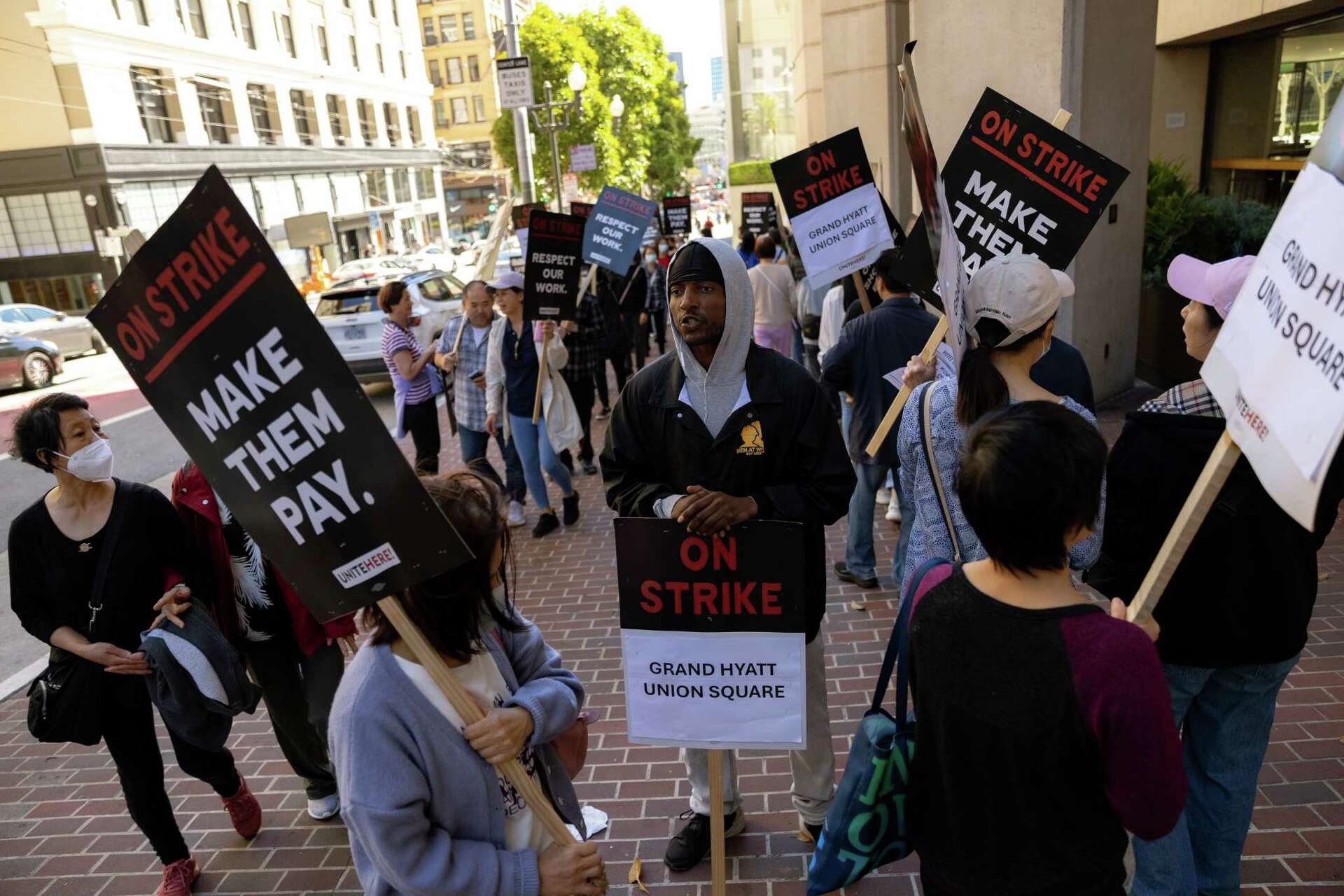 1,500 SF workers strike at major Union Square hotels