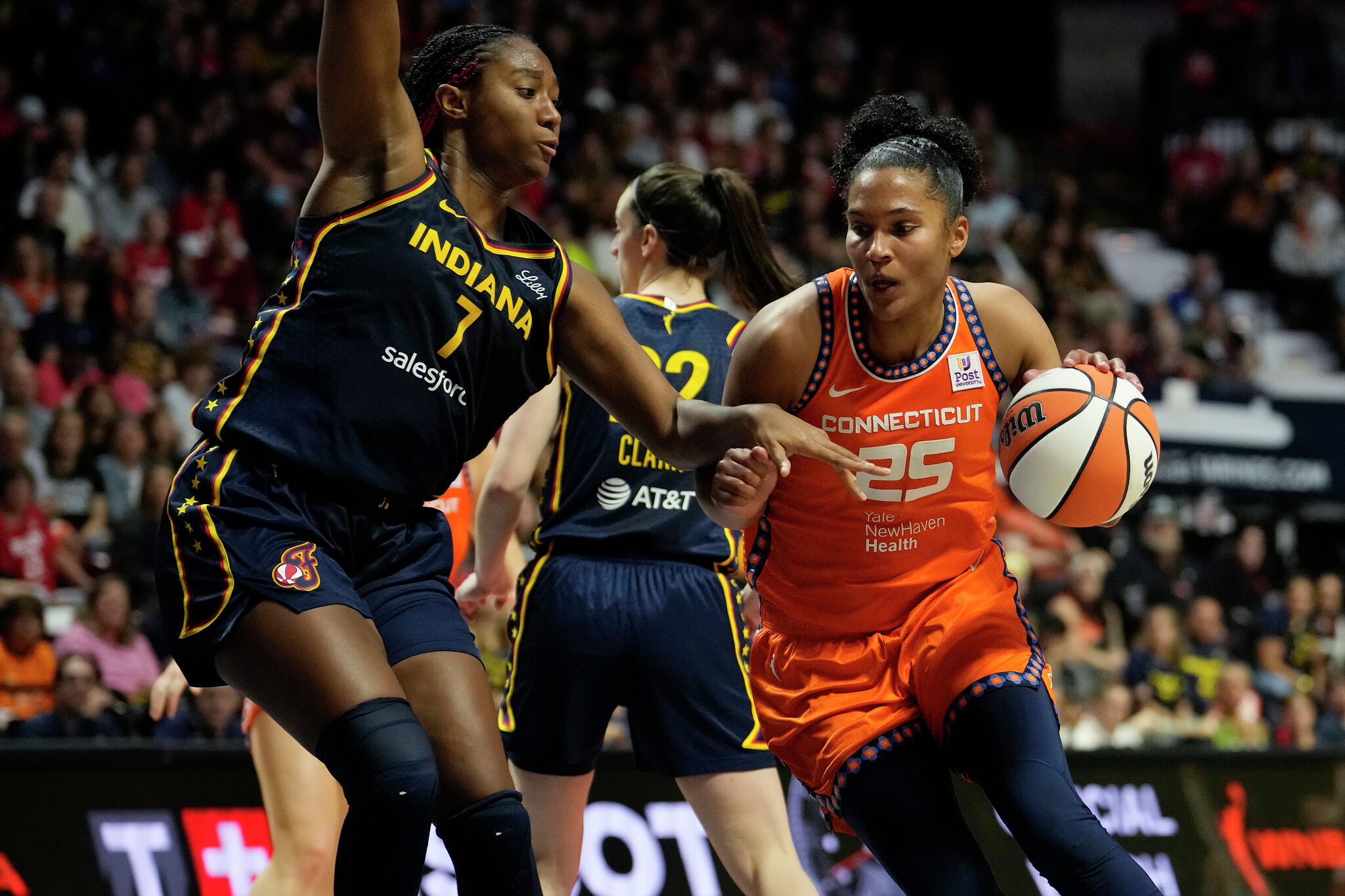Connecticut routs Indiana in Game 1 of WNBA first round playoff series