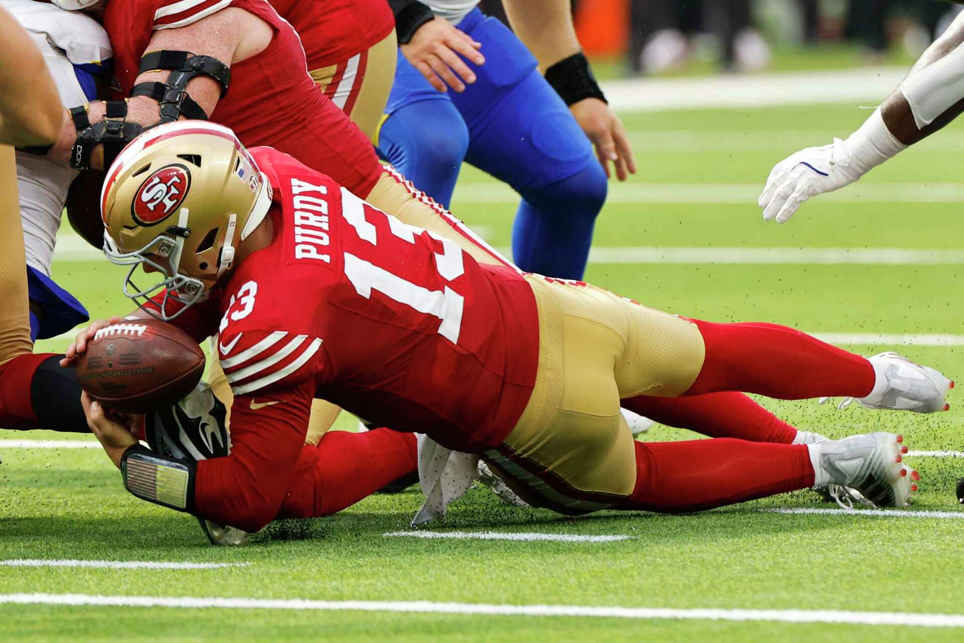 49ers blow late lead, lose 27-24 to Rams, waste Jauan Jennings’ 3 TDs