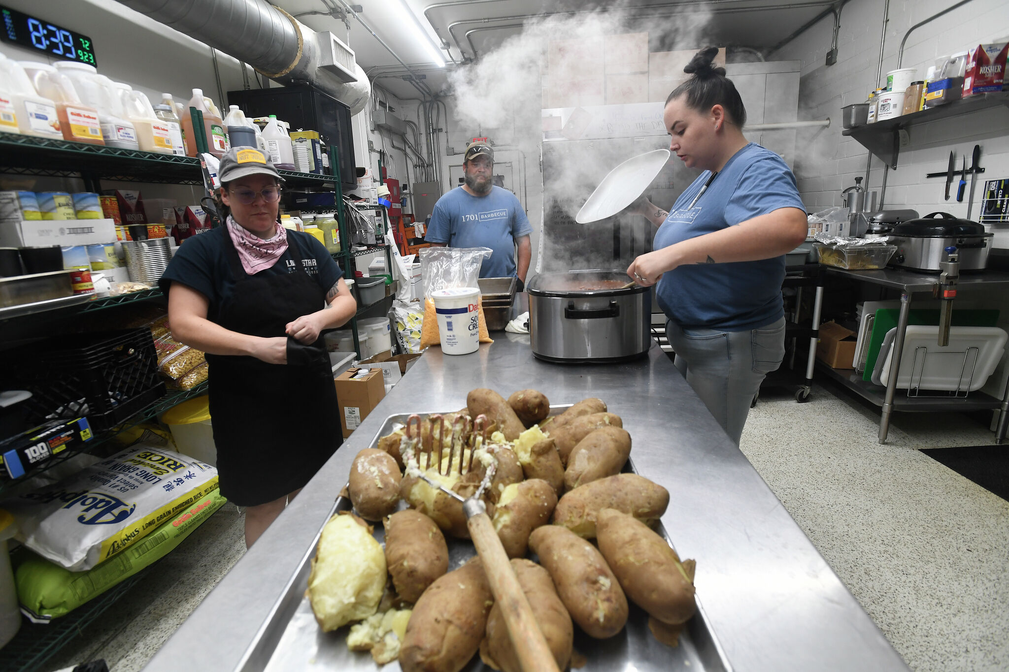Beaumont barbecue favorite now open on Monday