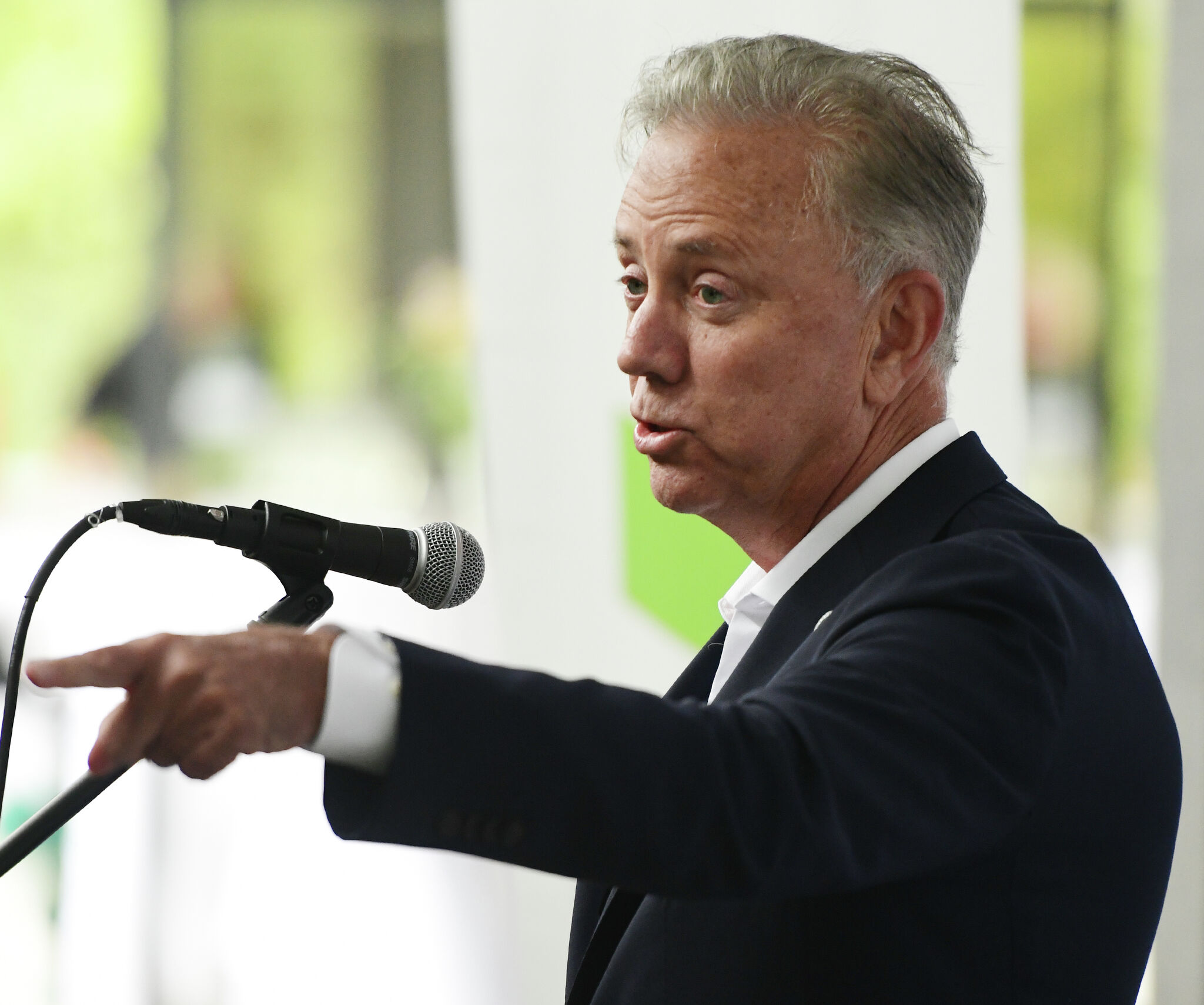 CT Gov. Ned Lamont dishes advice to Tim Walz ahead of Tuesday's debate