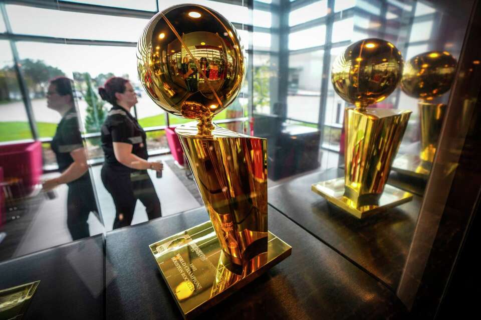 Houston Rockets unveil 'game changer' of a practice complex