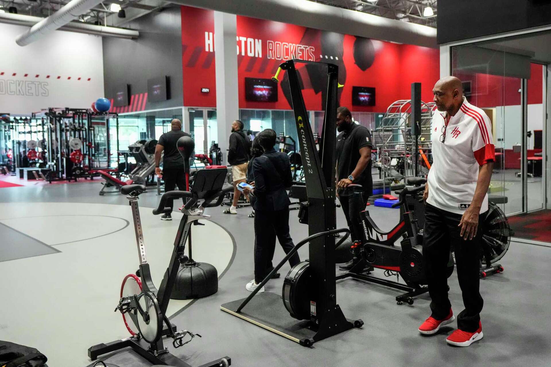 Houston Rockets unveil 'game changer' of a practice complex