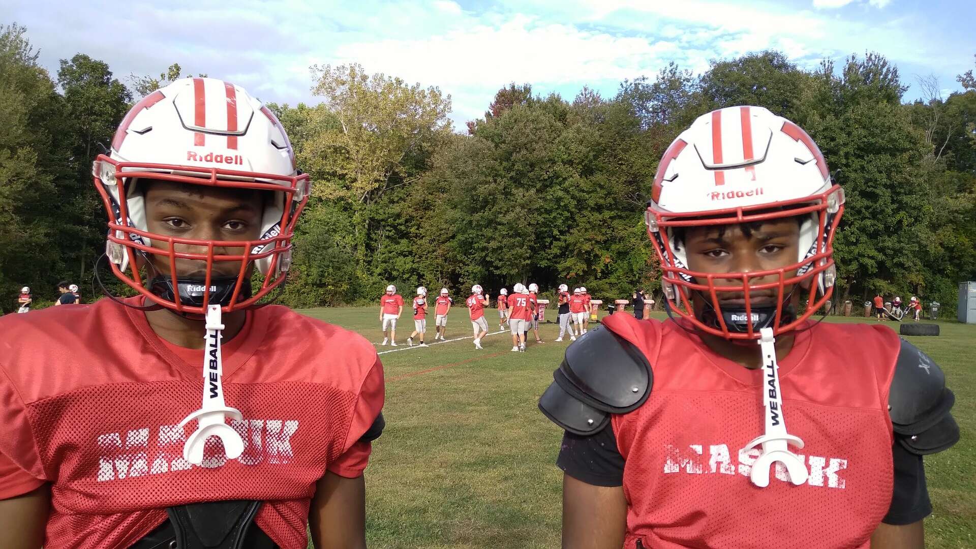 Masuk's Walker twins helped Panthers to CIAC Class MM football title