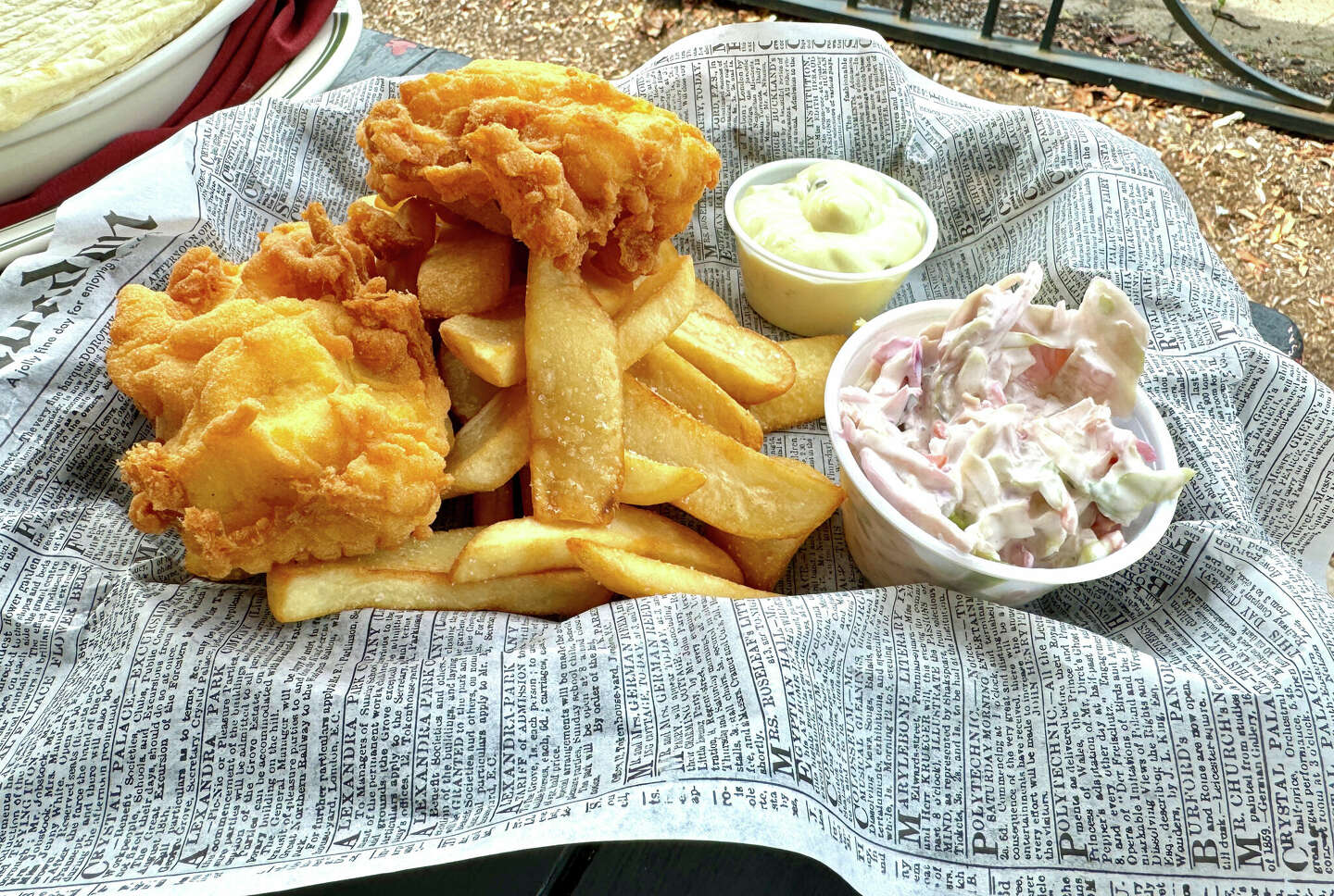 New owners keep Olde English in Albany reliably comfortable, welcoming