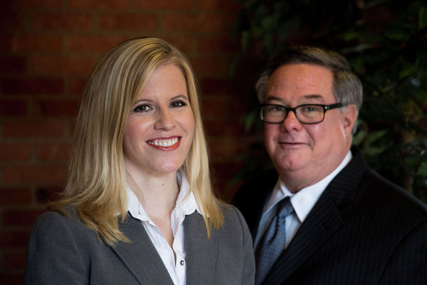 Funeral services giant SCI is acquiring San Antonio's Porter Loring