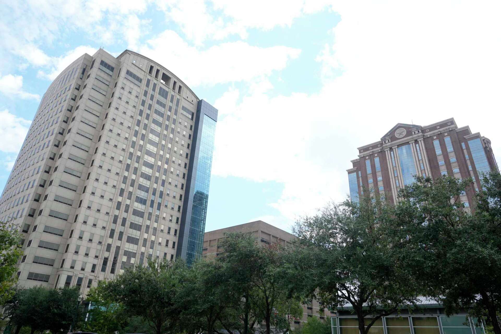 Harris County spent $750K to clean mold in courthouse bathrooms