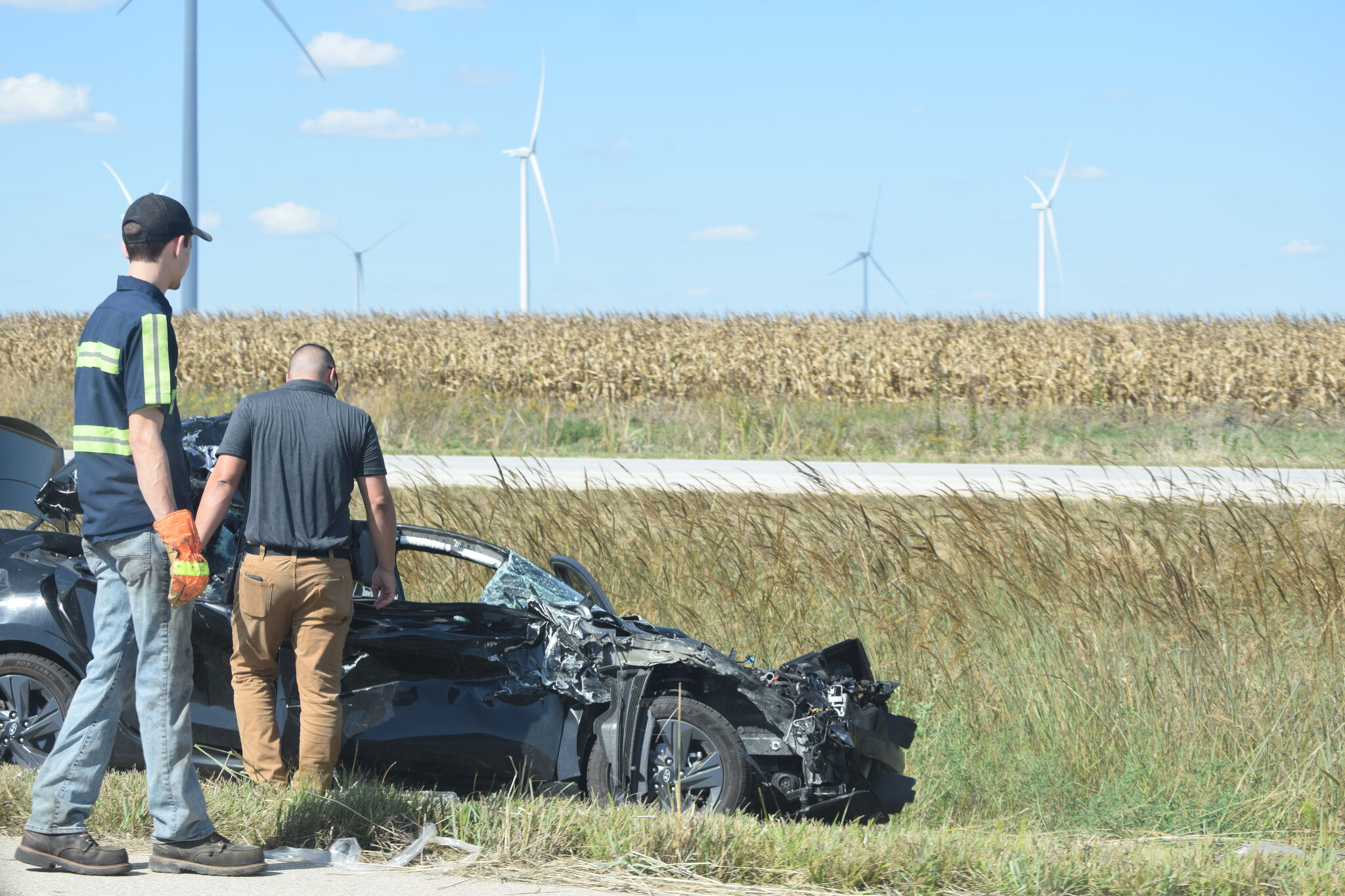 Photo: Car, semi collide