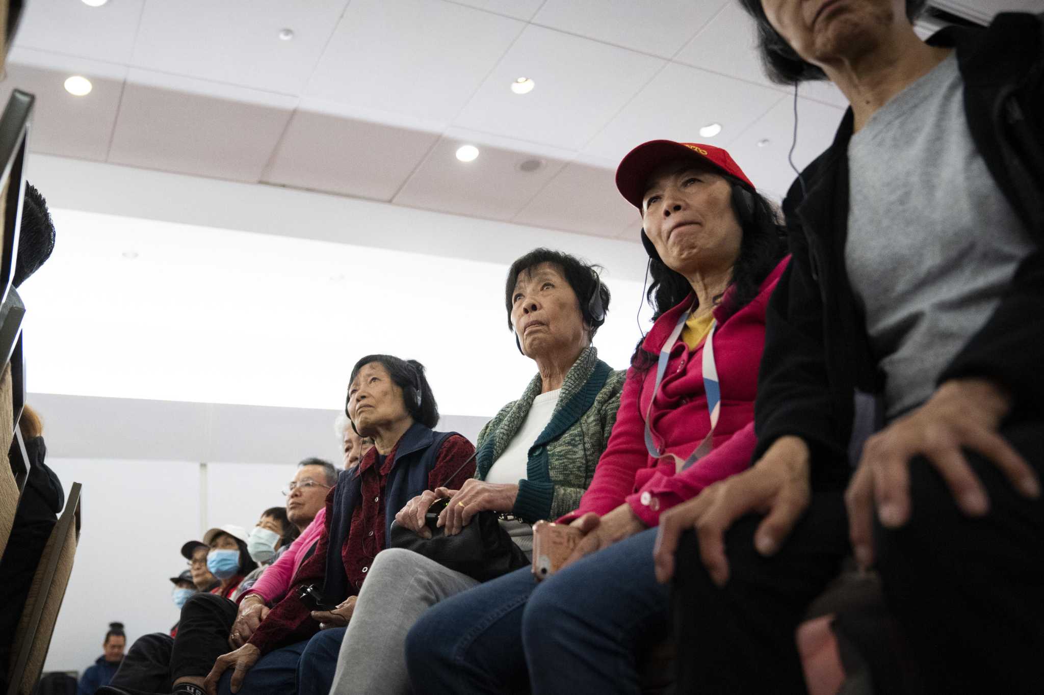 S.F. mayoral candidates court Asian American voters in Chinatown