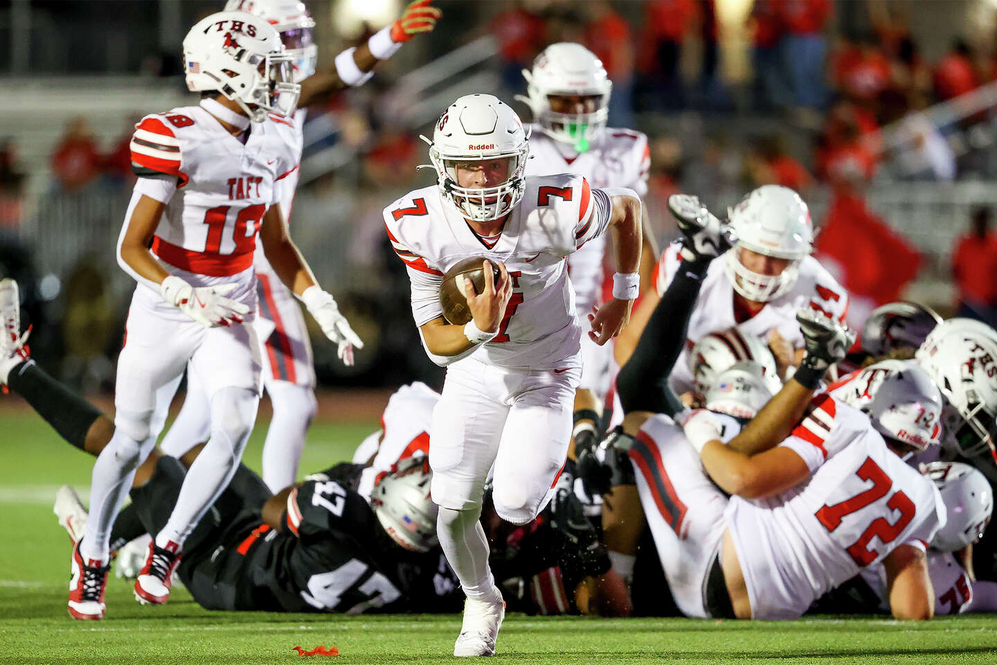 Taft football comes from three scores down to stun Stevens