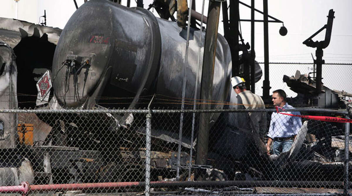 Refinery fire on South Side