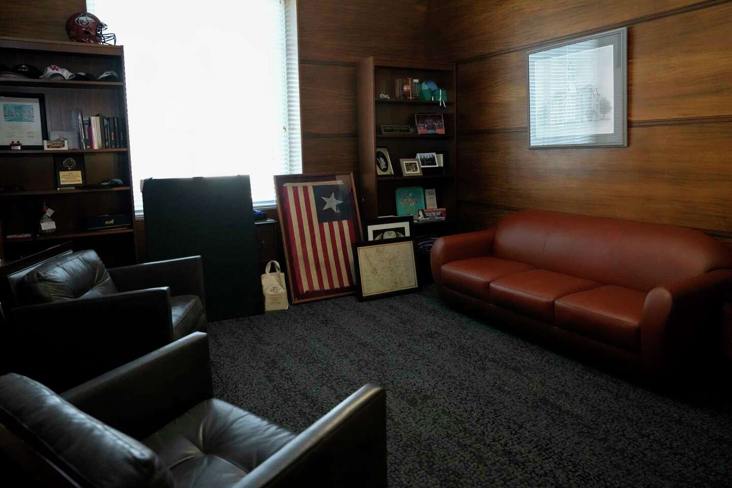 Inside Houston City Hall's mysterious side office for the mayor