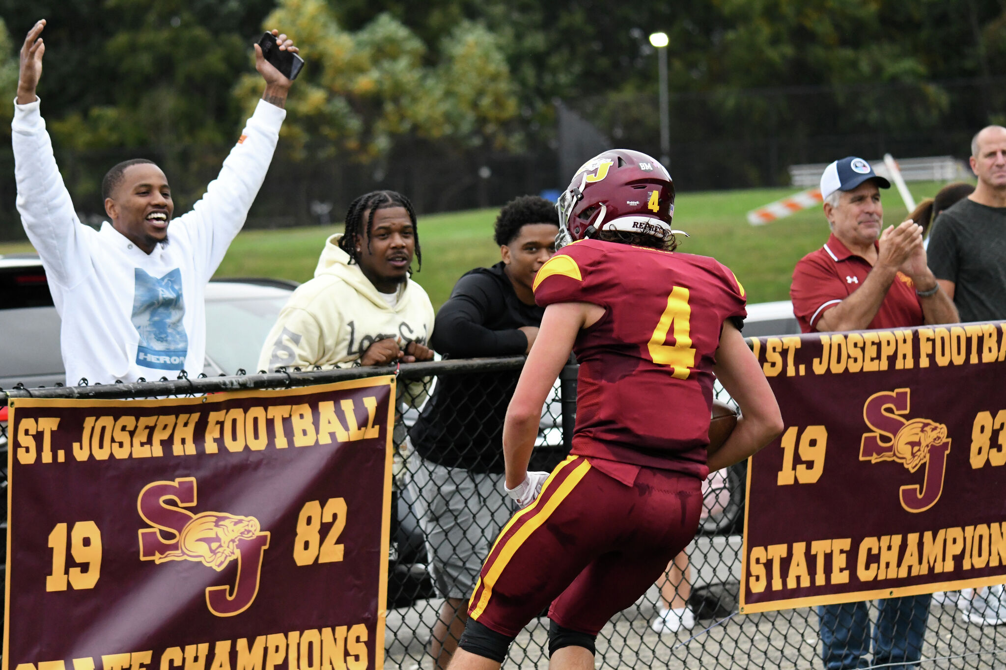 No. 7 St. Joseph defeats Bloomfield in CT Alliance football game