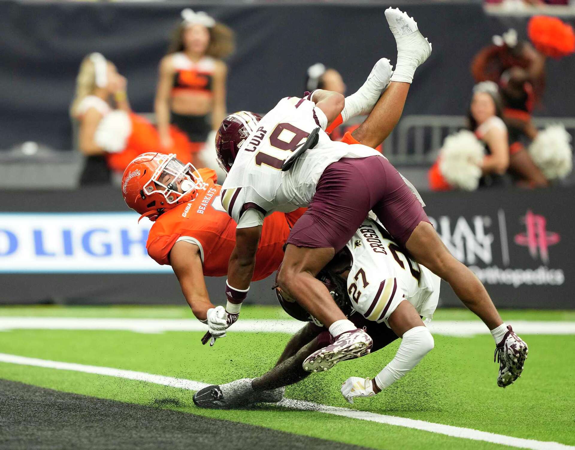Sam Houston State Bearkats rally past Texas State Bobcats