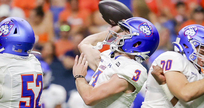 Houston Christian Huskies take down Indiana State Sycamores