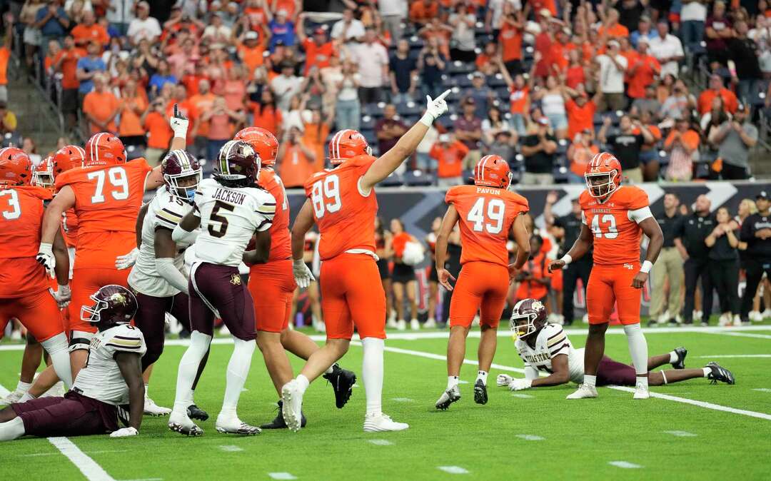 Sam Houston State's late field goal beats Texas State