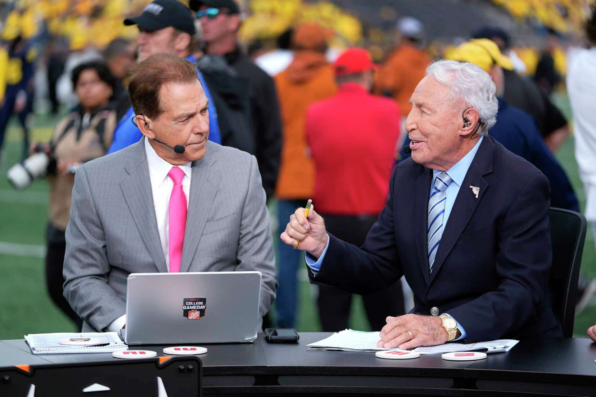 Cal to host ESPN ‘College GameDay’ for first time before facing Miami