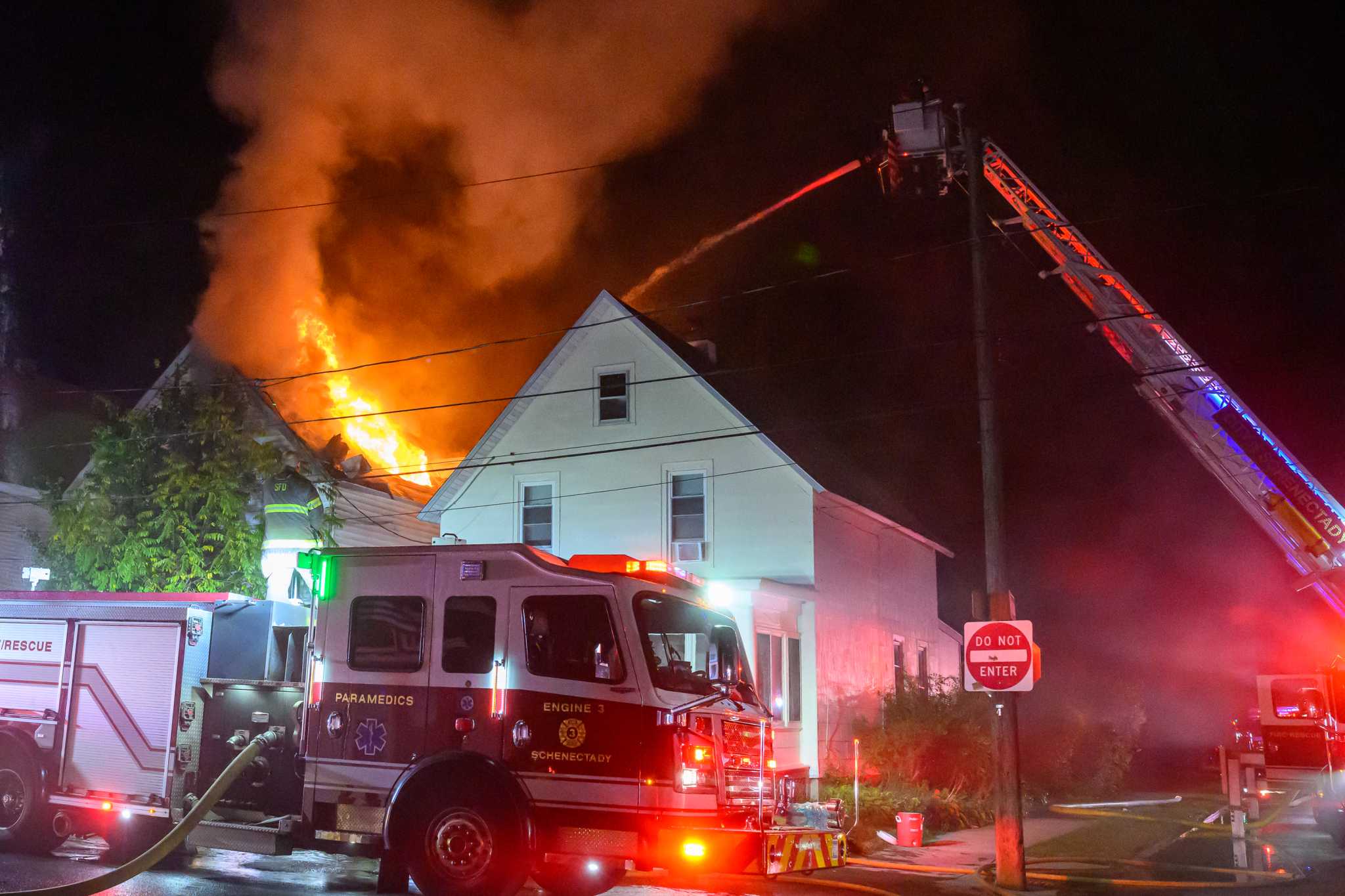 Four firefighters injured battling blaze in Schenectady