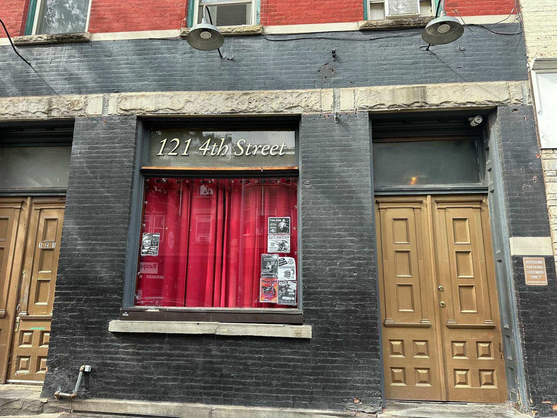 Bouncer at El Dorado bar in Troy critically injured in shooting