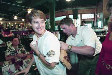 Raina Huang Houston social media food challenge