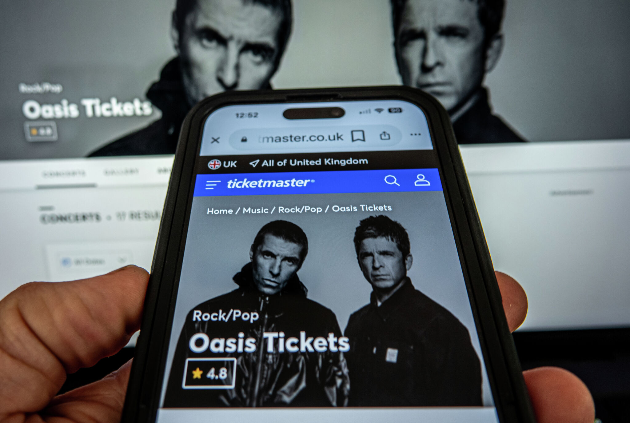 'America, Oasis is coming:' Gallaghers announce more tour dates