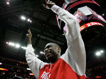 Houston Rockets: Dikembe Mutombo moments to remember