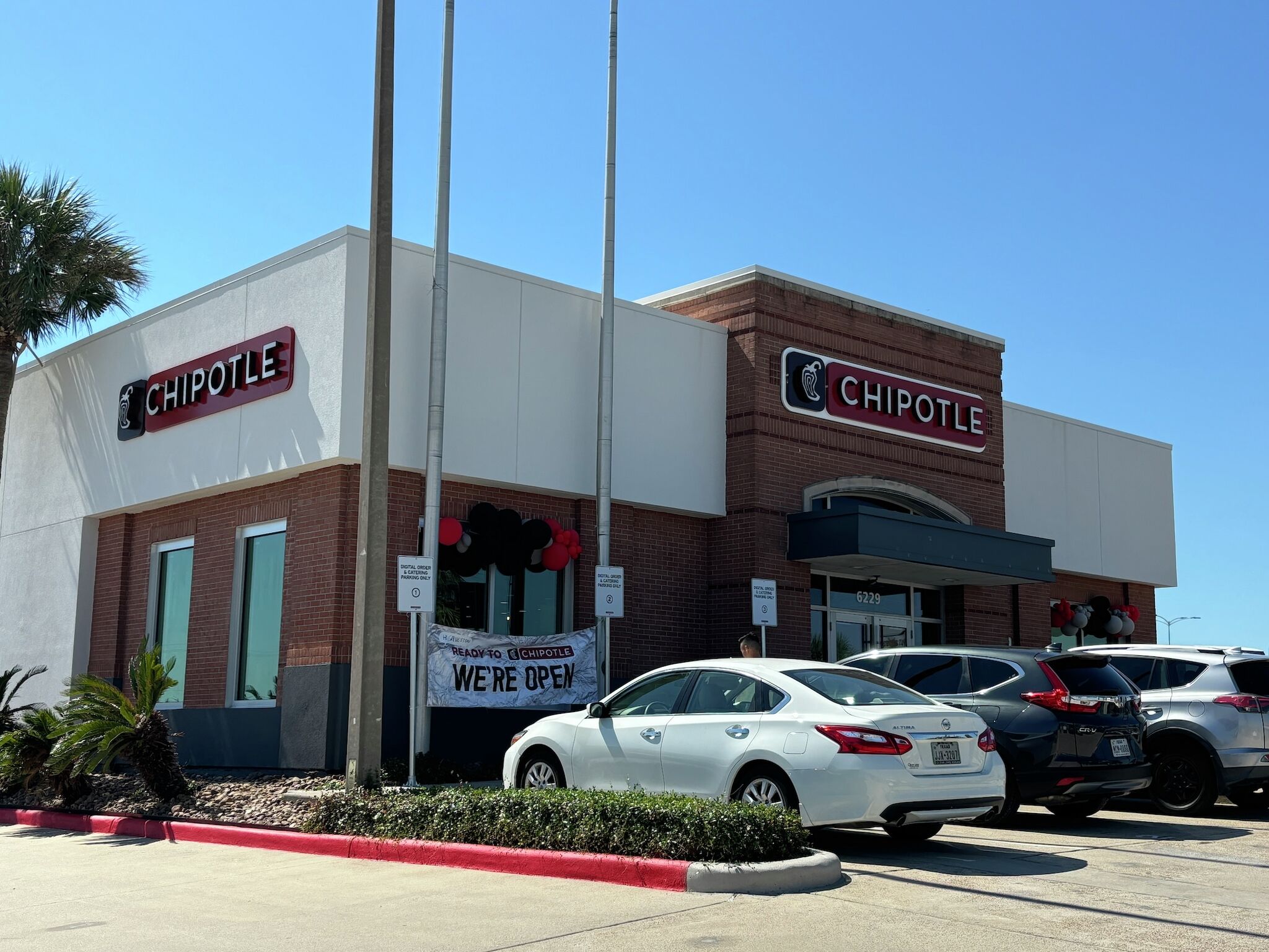 Chipotle finds an odd welcome on Texas tourist island