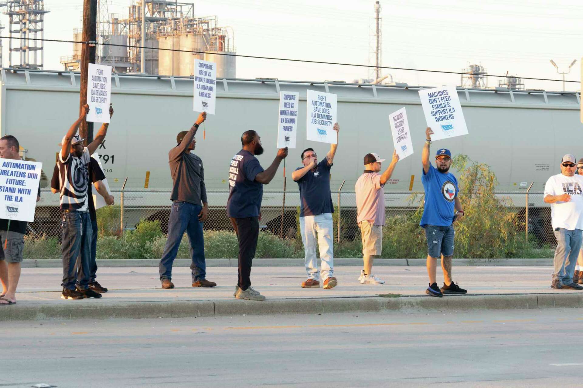 Port of Houston strike underway: Here is what residents should know